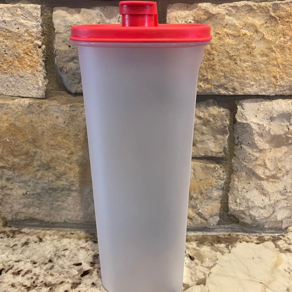 Tupperware | Kitchen | Tupperware Pitcher Slim Line Square 5772d Clear ...